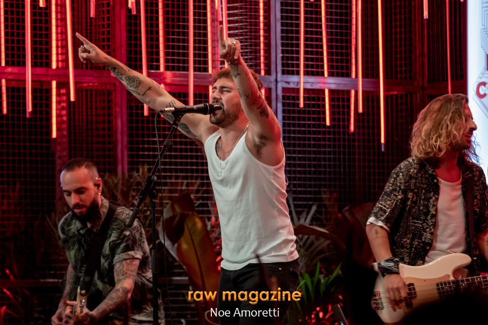 Dani Fernández en Cómplices Vibra Mahou » RAW Magazine